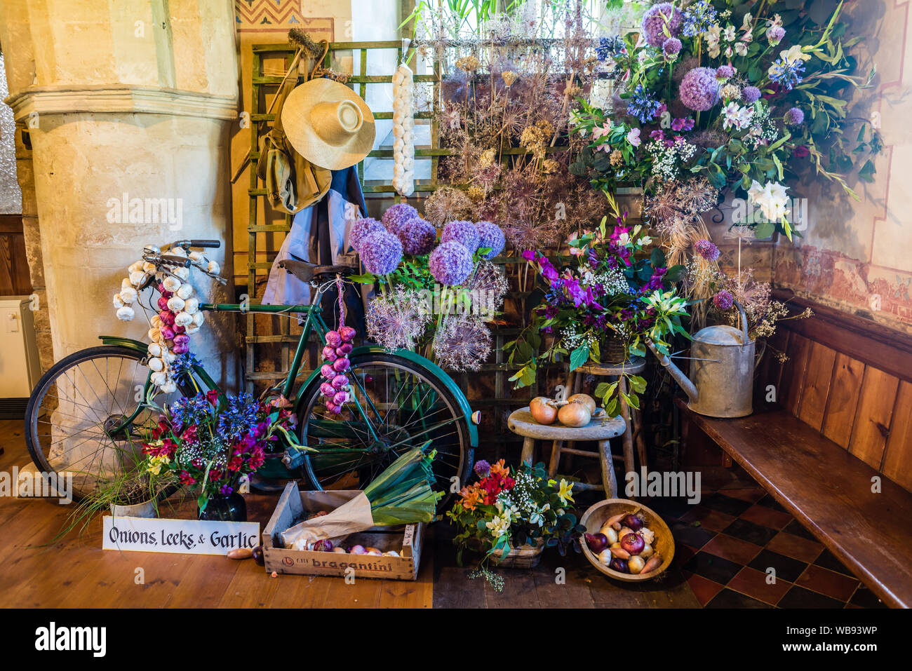 Colaton raleigh -Fotos und -Bildmaterial in hoher Auflösung – Alamy
