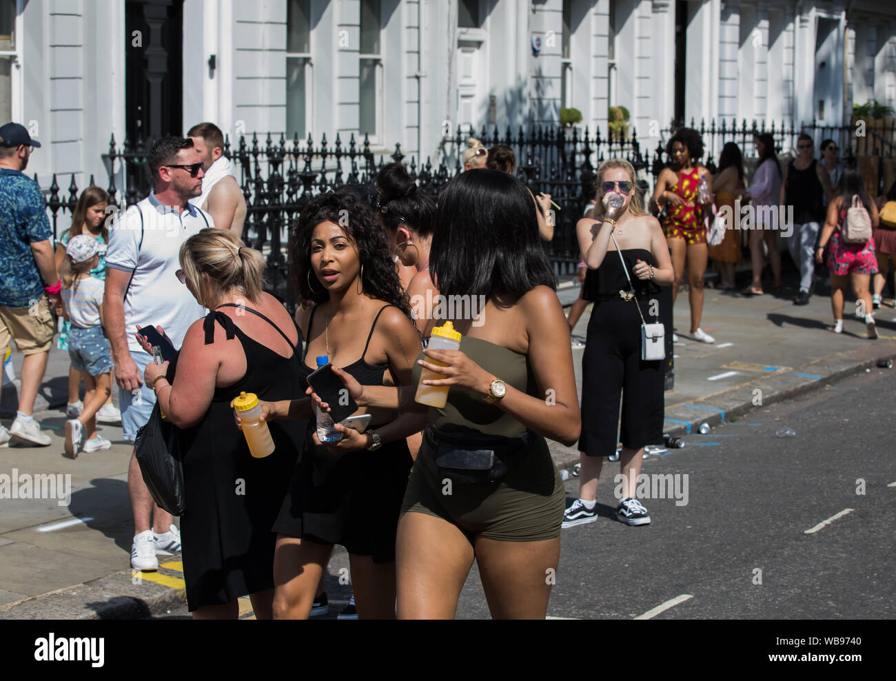 Notting hill carnival food parade route -Fotos und -Bildmaterial in ...