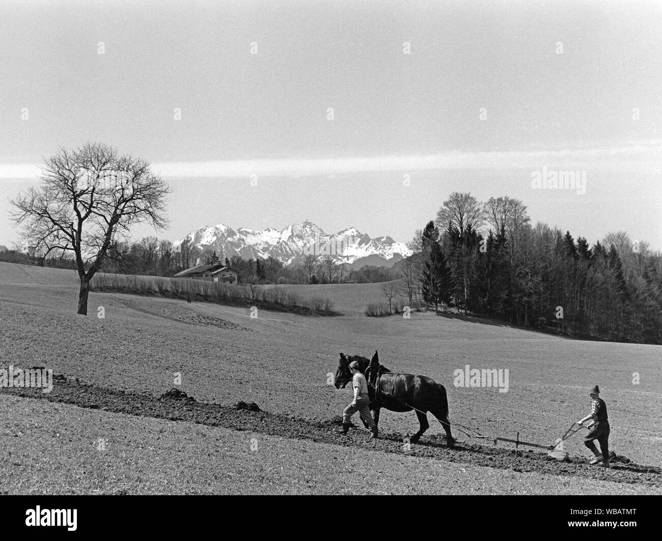 Um 1960 -Fotos und -Bildmaterial in hoher Auflösung – Alamy