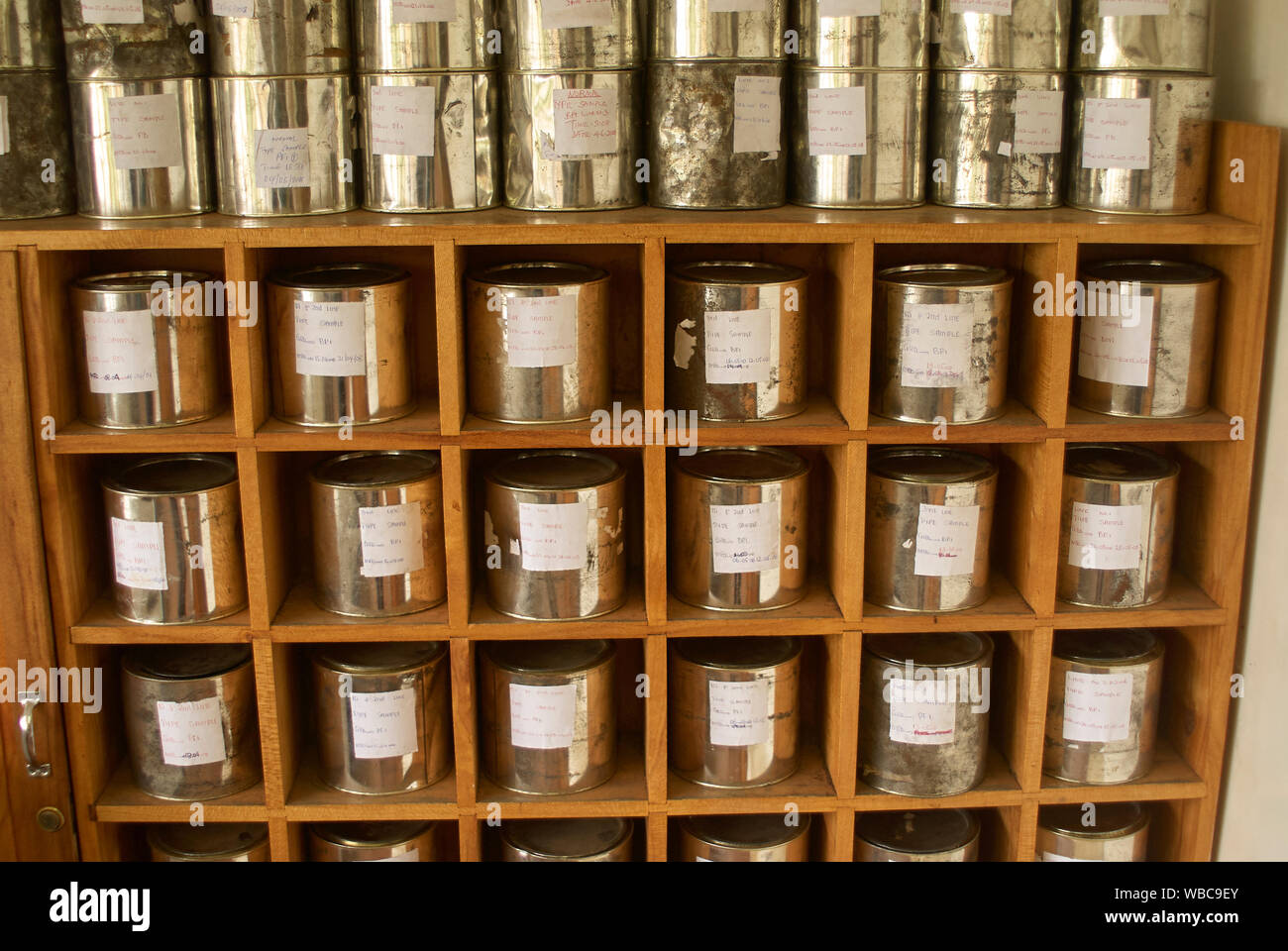 Unsere eigene fabrik -Fotos und -Bildmaterial in hoher Auflösung – Alamy