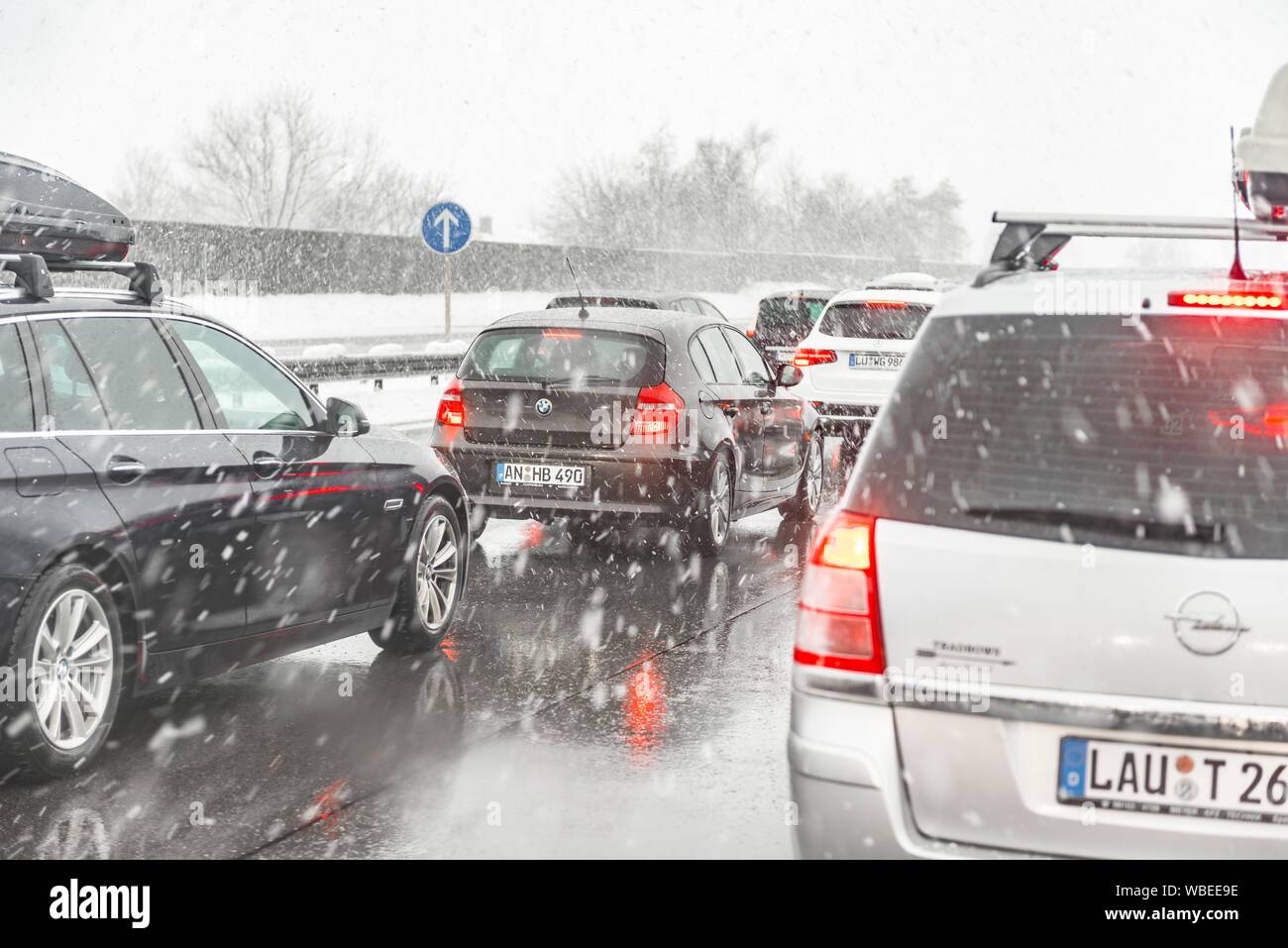 Schnee stau -Fotos und -Bildmaterial in hoher Auflösung – Alamy