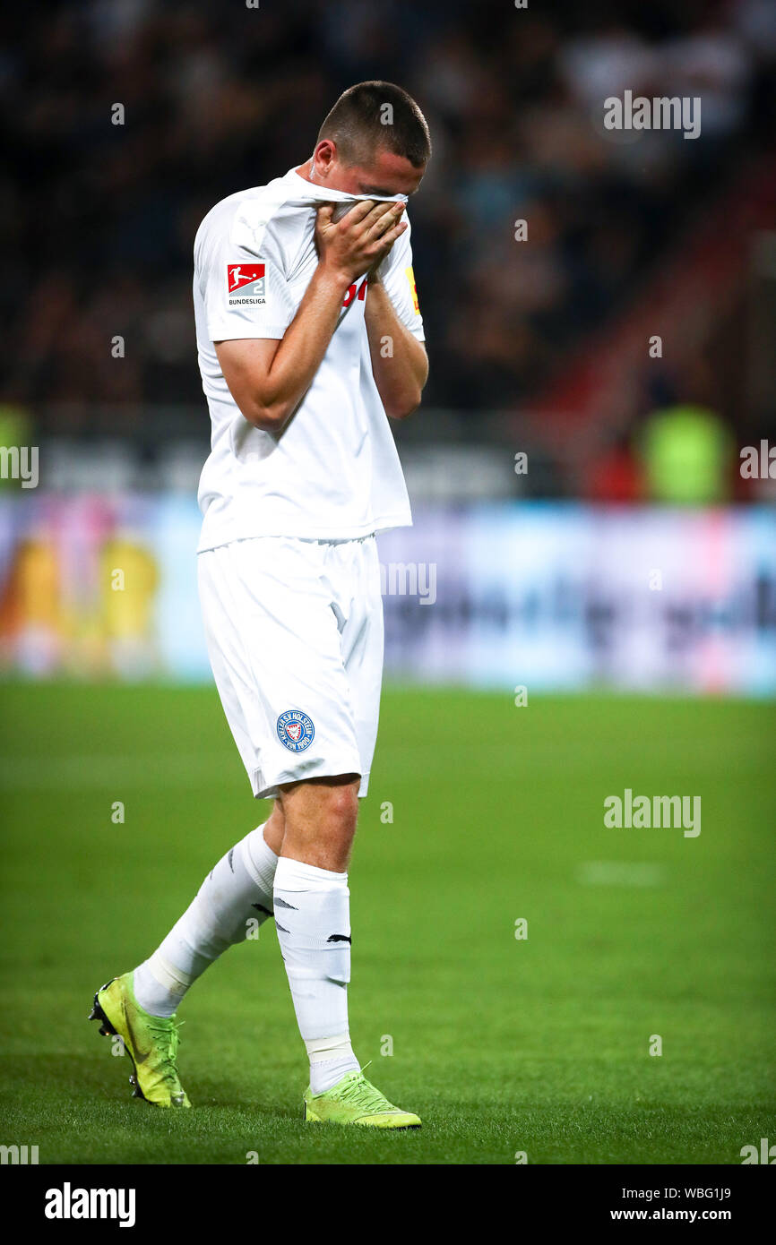 Hamburg, Deutschland. 26 Aug, 2019. Fussball: 2. Fussballbundesliga, 4 ...