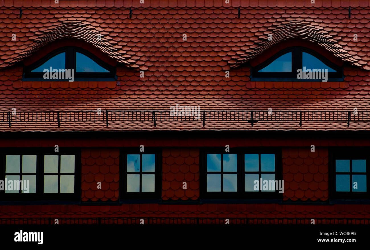 Dachgauben Oder Dachgauben Stockfotos und -bilder Kaufen - Alamy