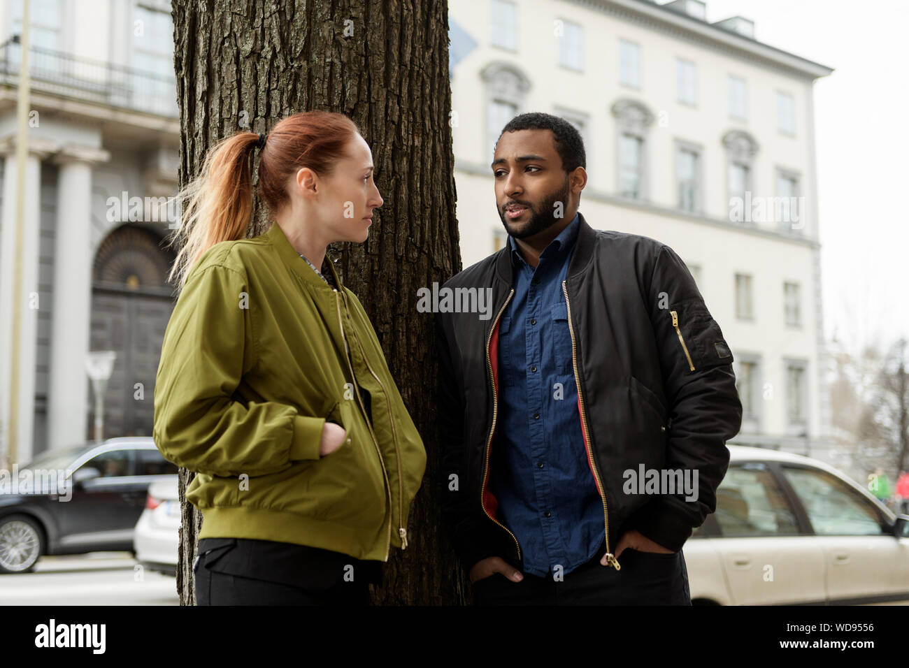 Talking tree -Fotos und -Bildmaterial in hoher Auflösung – Alamy