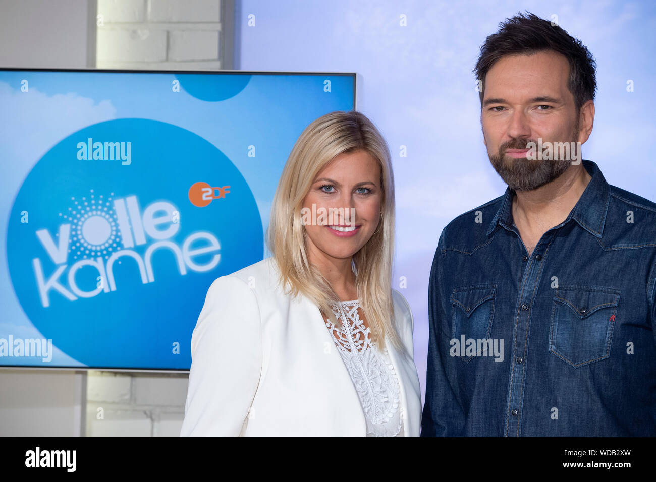 Düsseldorf, Deutschland. 26 Aug, 2019. Die TV-Moderatorin Nadine Krüger ...