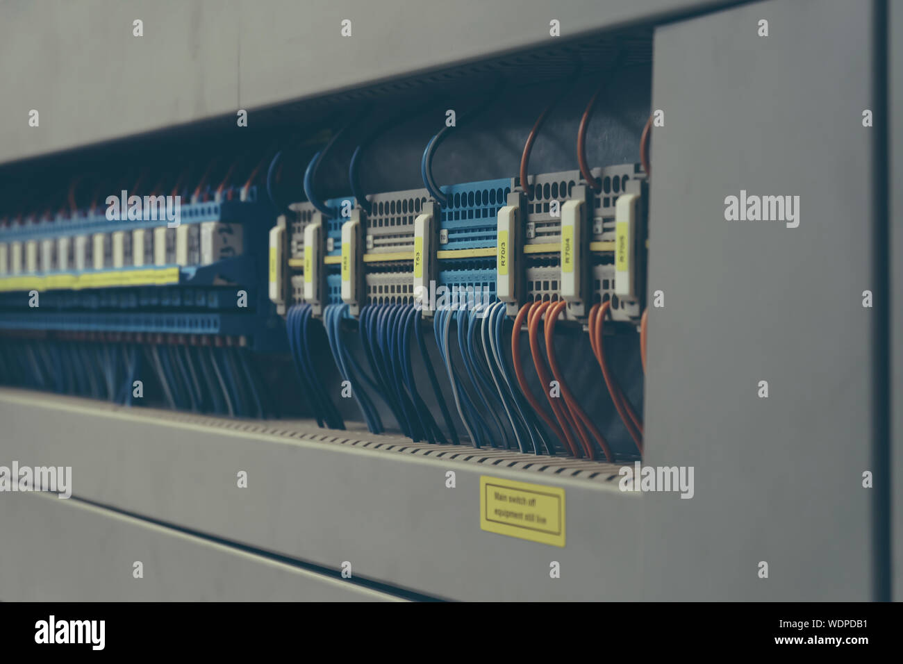 Network Server Cables Stockfotos und -bilder Kaufen - Alamy