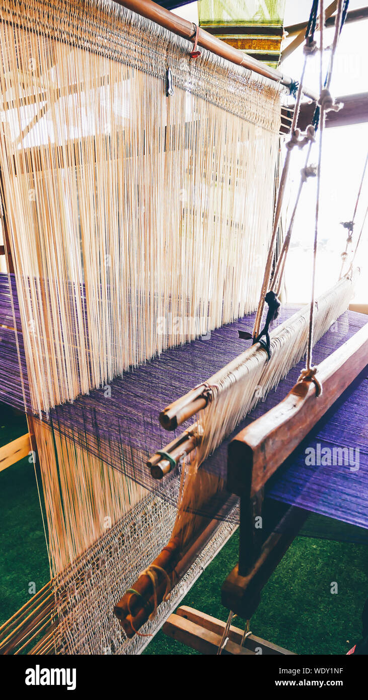 Fabrik webstuhl -Fotos und -Bildmaterial in hoher Auflösung – Alamy