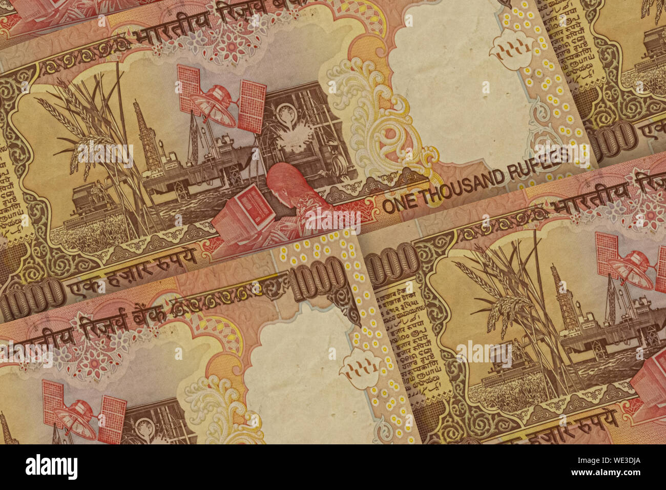 Indische 2000 Rupien Note Stockfotos und -bilder Kaufen - Alamy