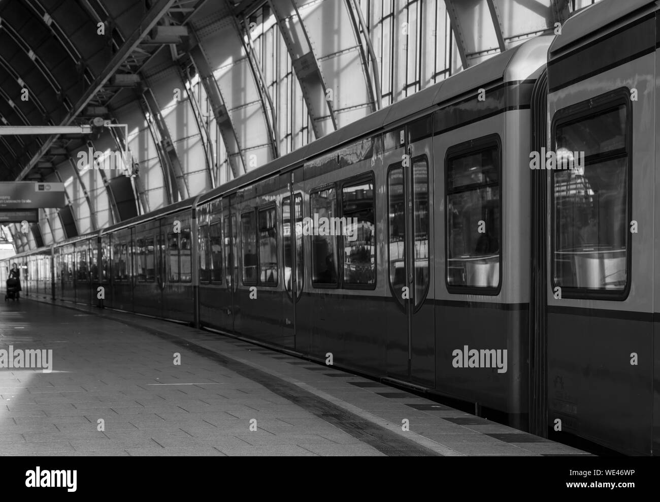 S Bahn Station Alexanderplatz Bahnhof Stockfotos und -bilder Kaufen - Alamy