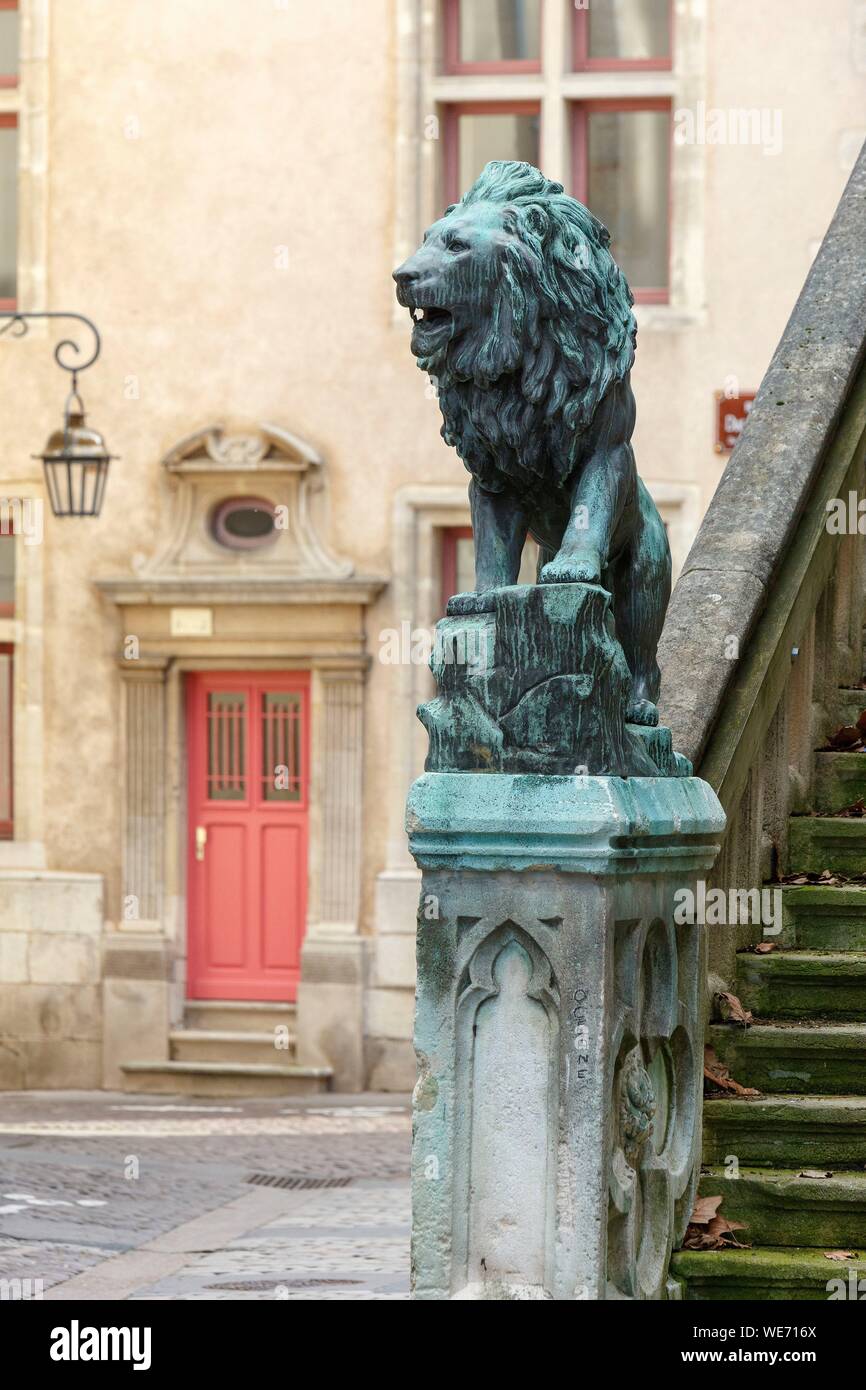 Frankreich, Meurthe et Moselle, Nancy, Altstadt, Skulptur eines Löwen ...