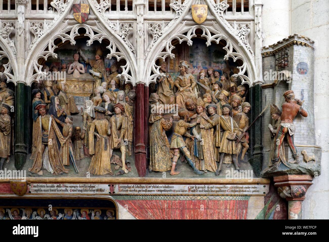 Gothic relief sculpture -Fotos und -Bildmaterial in hoher Auflösung – Alamy