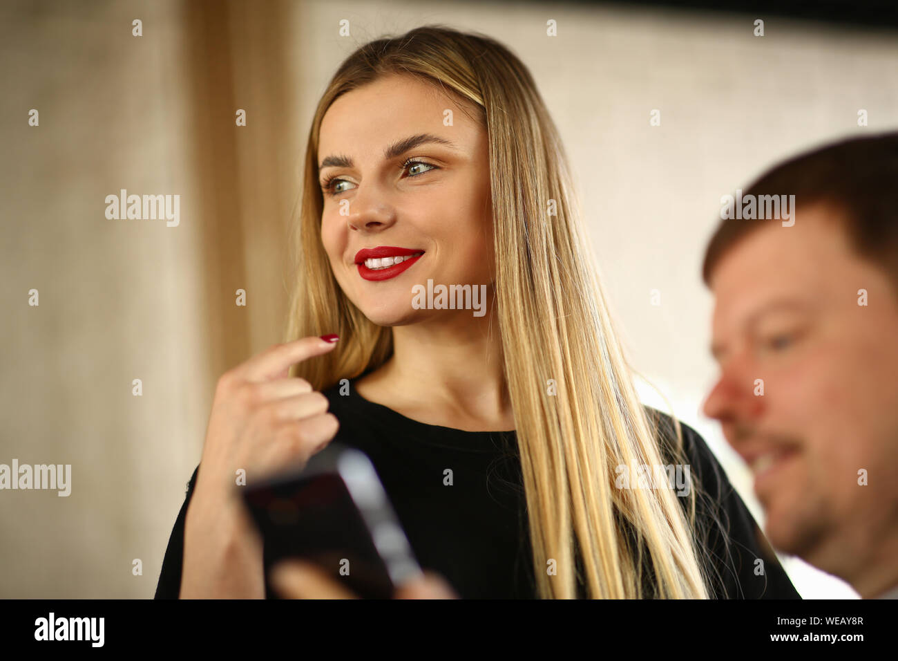 Mädchen Zeigefinger Stockfotos und -bilder Kaufen - Alamy
