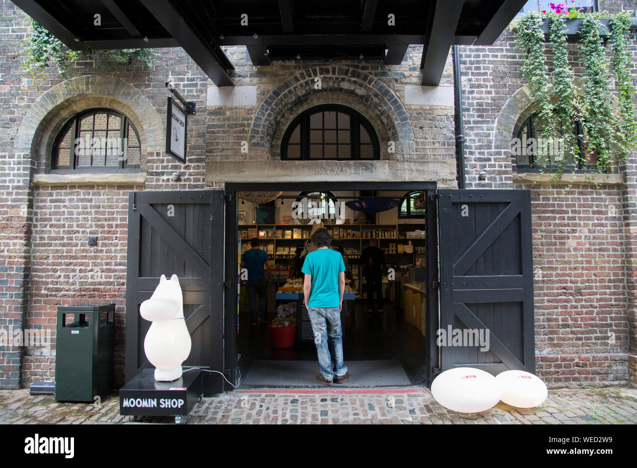 Moomin shop -Fotos und -Bildmaterial in hoher Auflösung – Alamy