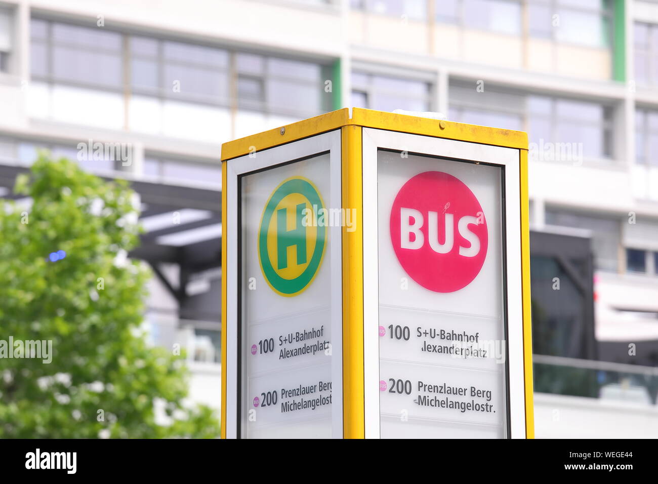 Bvg bus -Fotos und -Bildmaterial in hoher Auflösung - Seite 2 - Alamy