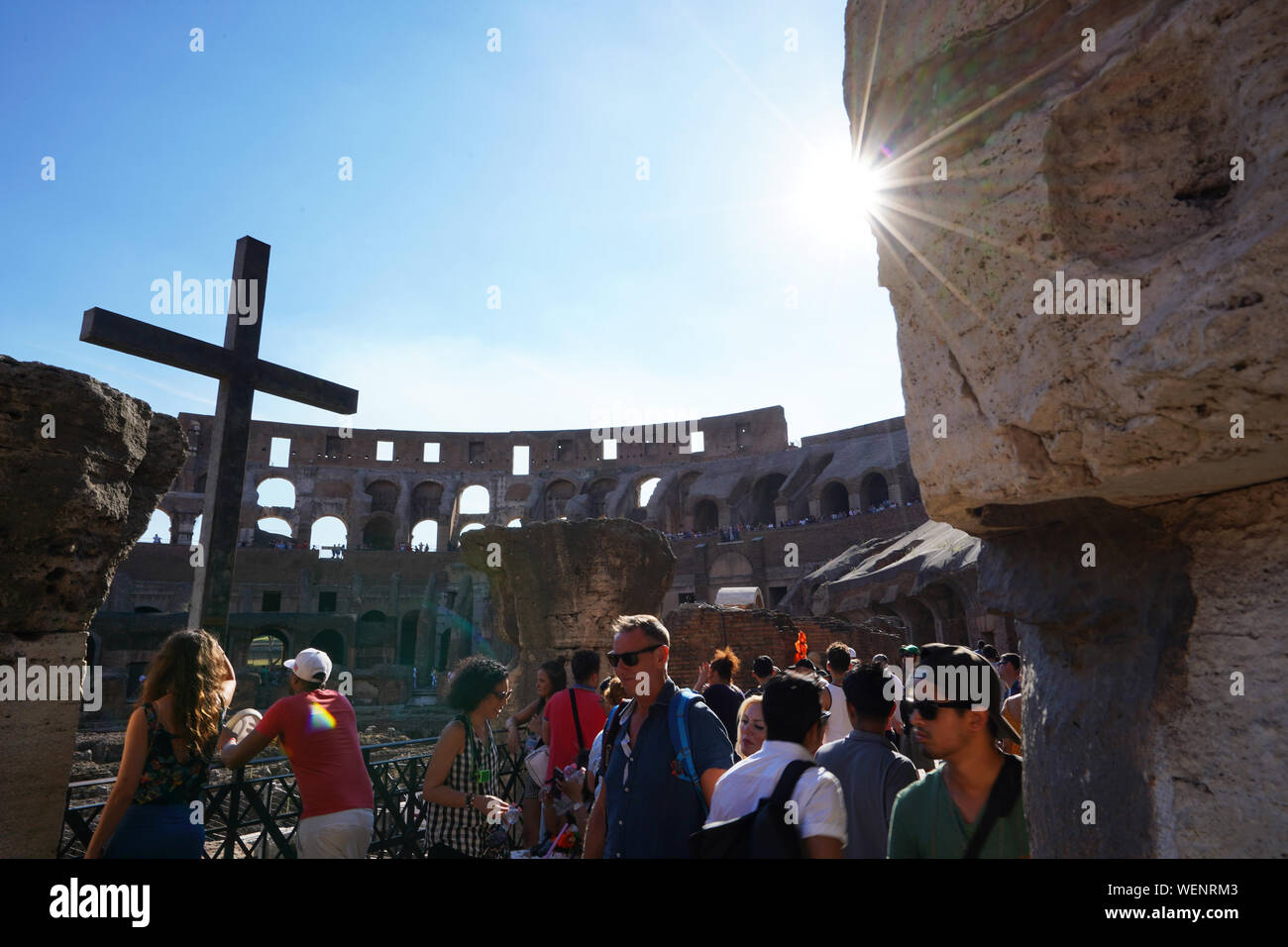 Das römische Kolosseum oder Flavischen Amphitheater über die ...