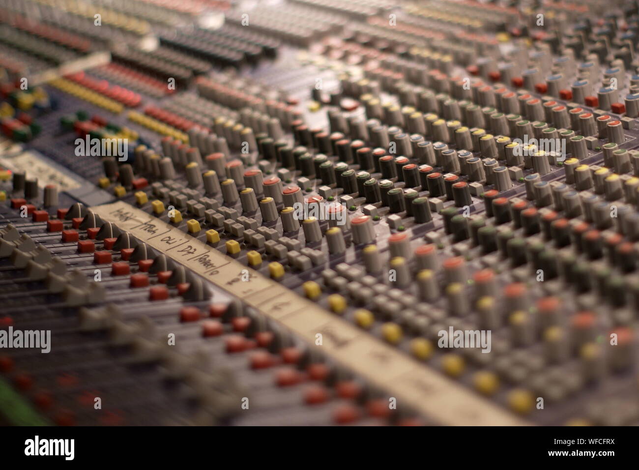 Musik Schreibtisch Stockfotos und -bilder Kaufen - Alamy