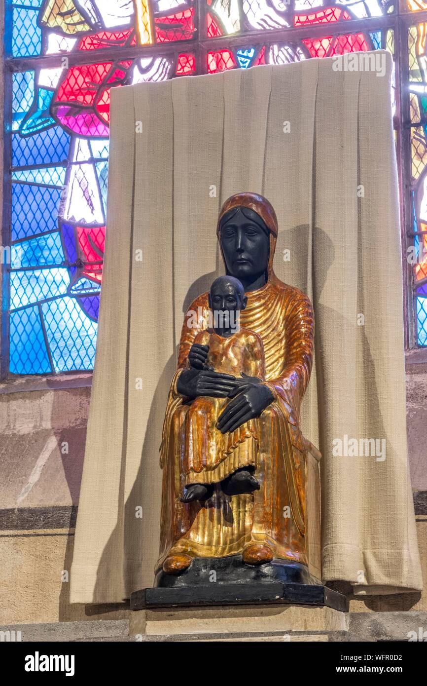 Statue der schwarzen madonna -Fotos und -Bildmaterial in hoher ...