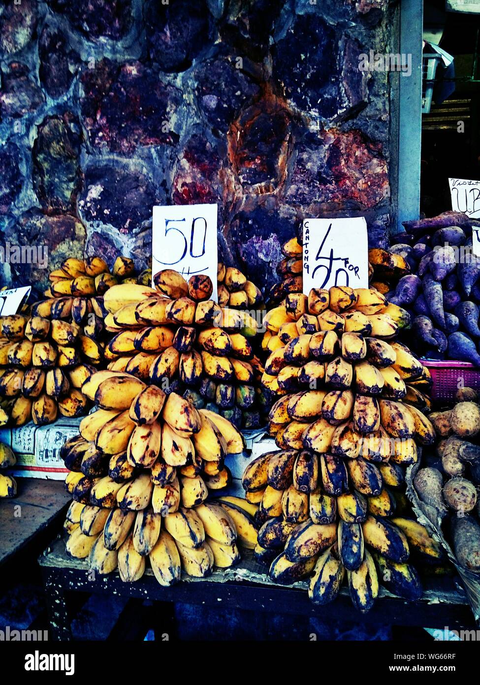 Obststand preisschild -Fotos und -Bildmaterial in hoher Auflösung – Alamy