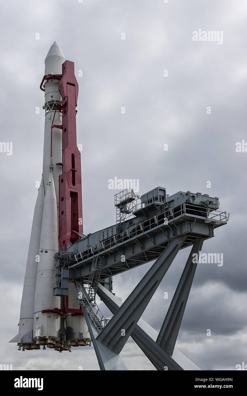 Vertikaler Start Stockfotos und -bilder Kaufen - Alamy