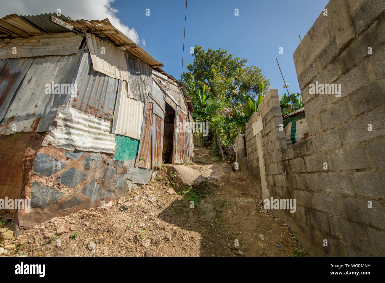 Das haus, das der dreck gebaut hat -Fotos und -Bildmaterial in hoher ...