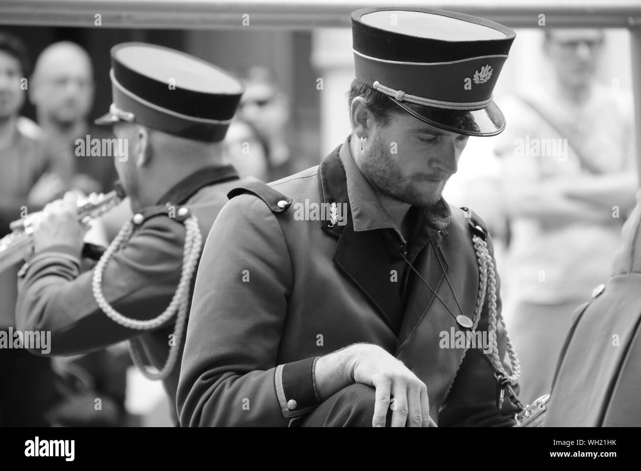 Blaskapelle in uniform -Fotos und -Bildmaterial in hoher Auflösung – Alamy