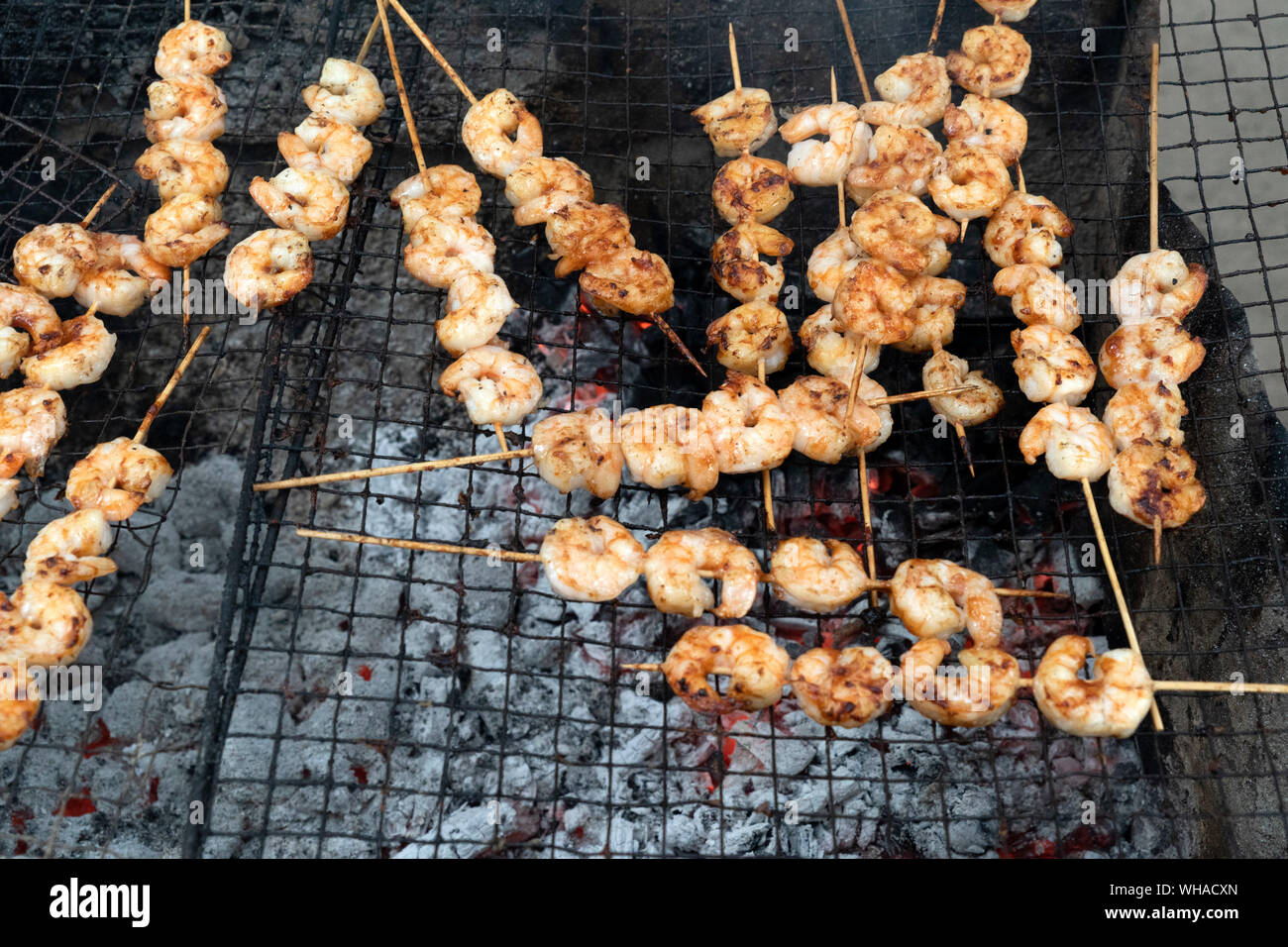 Creole Barbecue Buffet in Seychellen detail von Garnelen ...