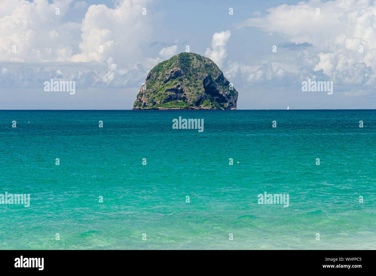 Rocher du diamant martinique -Fotos und -Bildmaterial in hoher ...