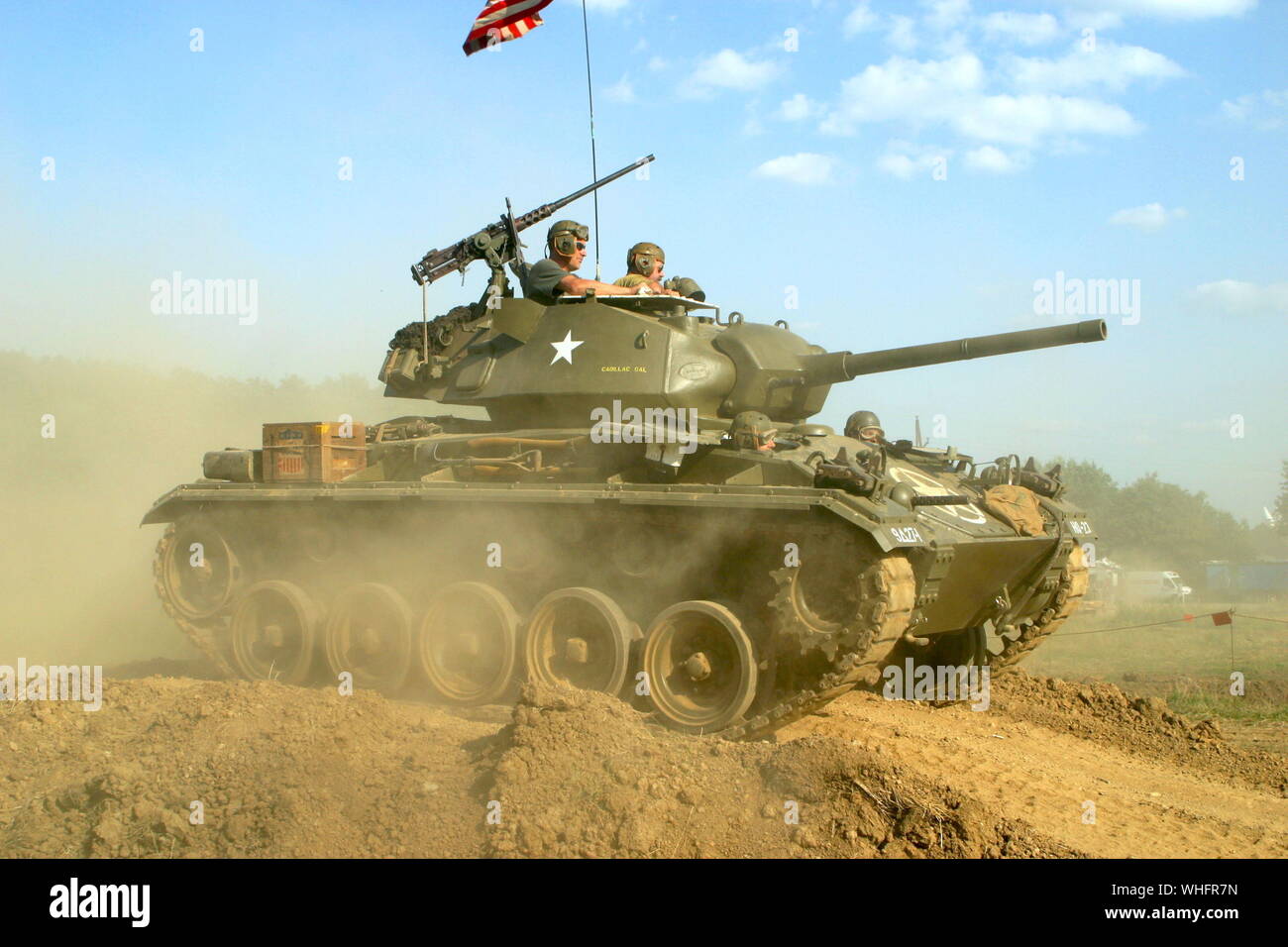 Uns m24 chaffee tank -Fotos und -Bildmaterial in hoher Auflösung – Alamy