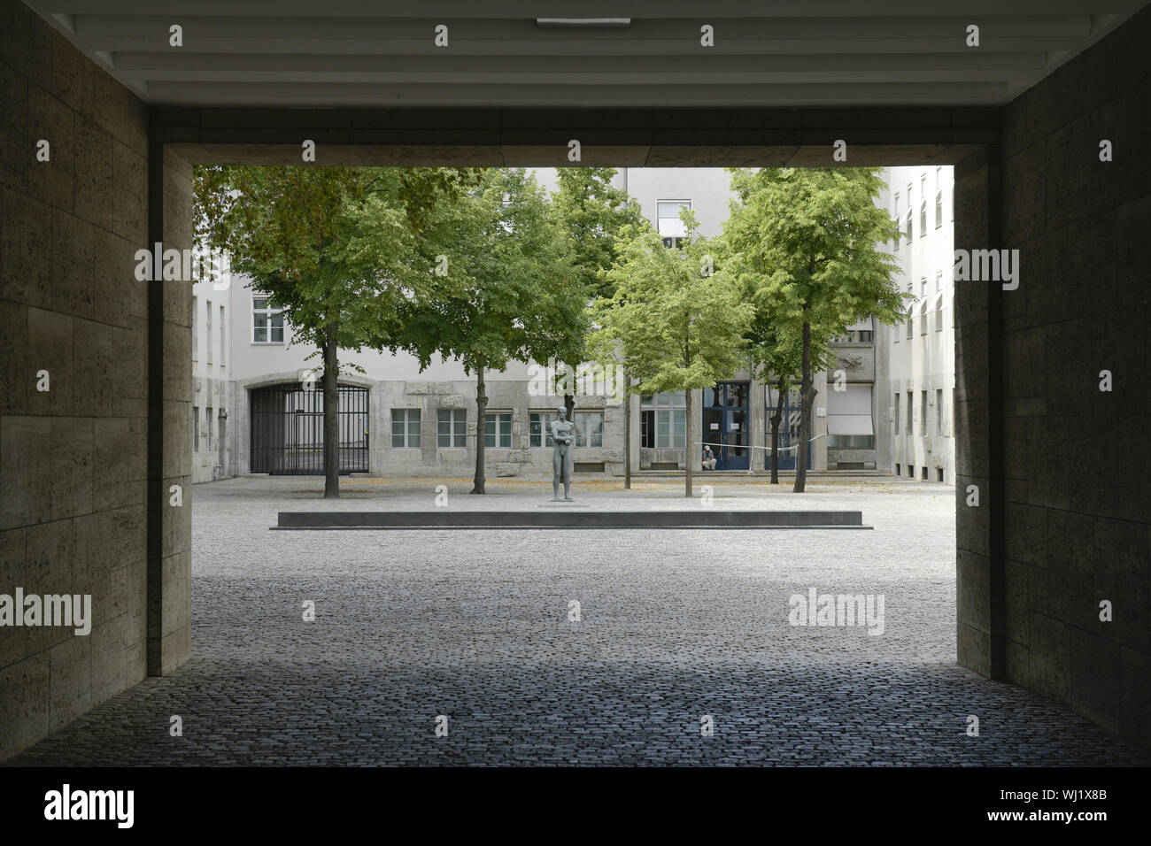 Bendlerblock building -Fotos und -Bildmaterial in hoher Auflösung – Alamy