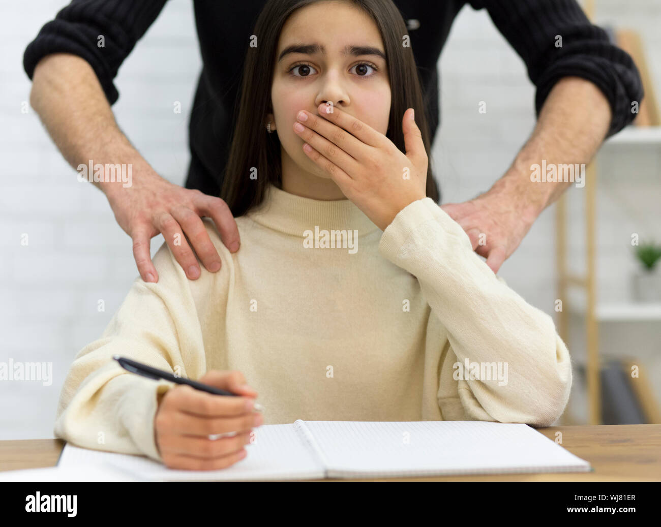 Emotional trauma -Fotos und -Bildmaterial in hoher Auflösung – Alamy