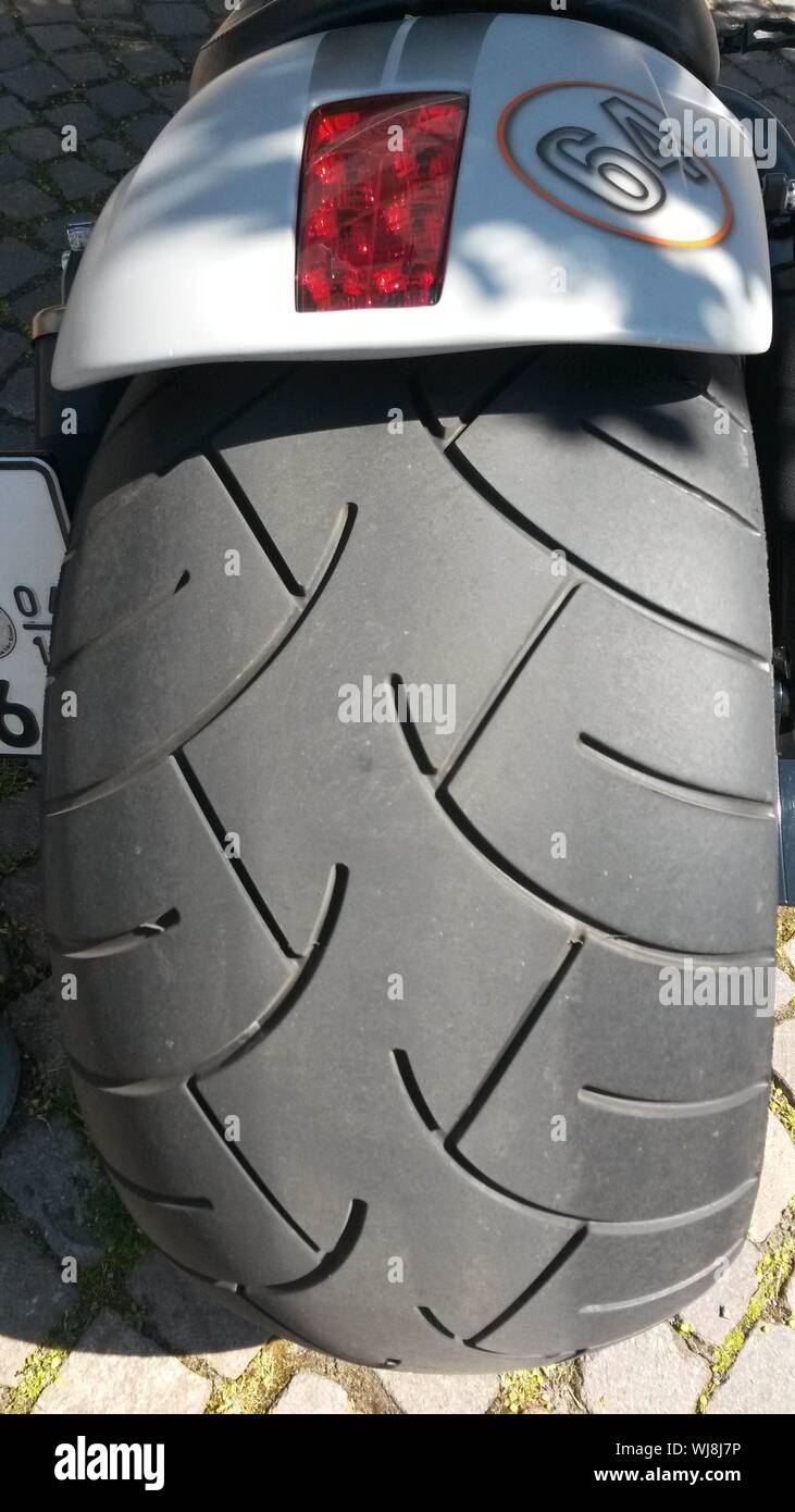 Großes Motorrad Stockfotos und -bilder Kaufen - Alamy