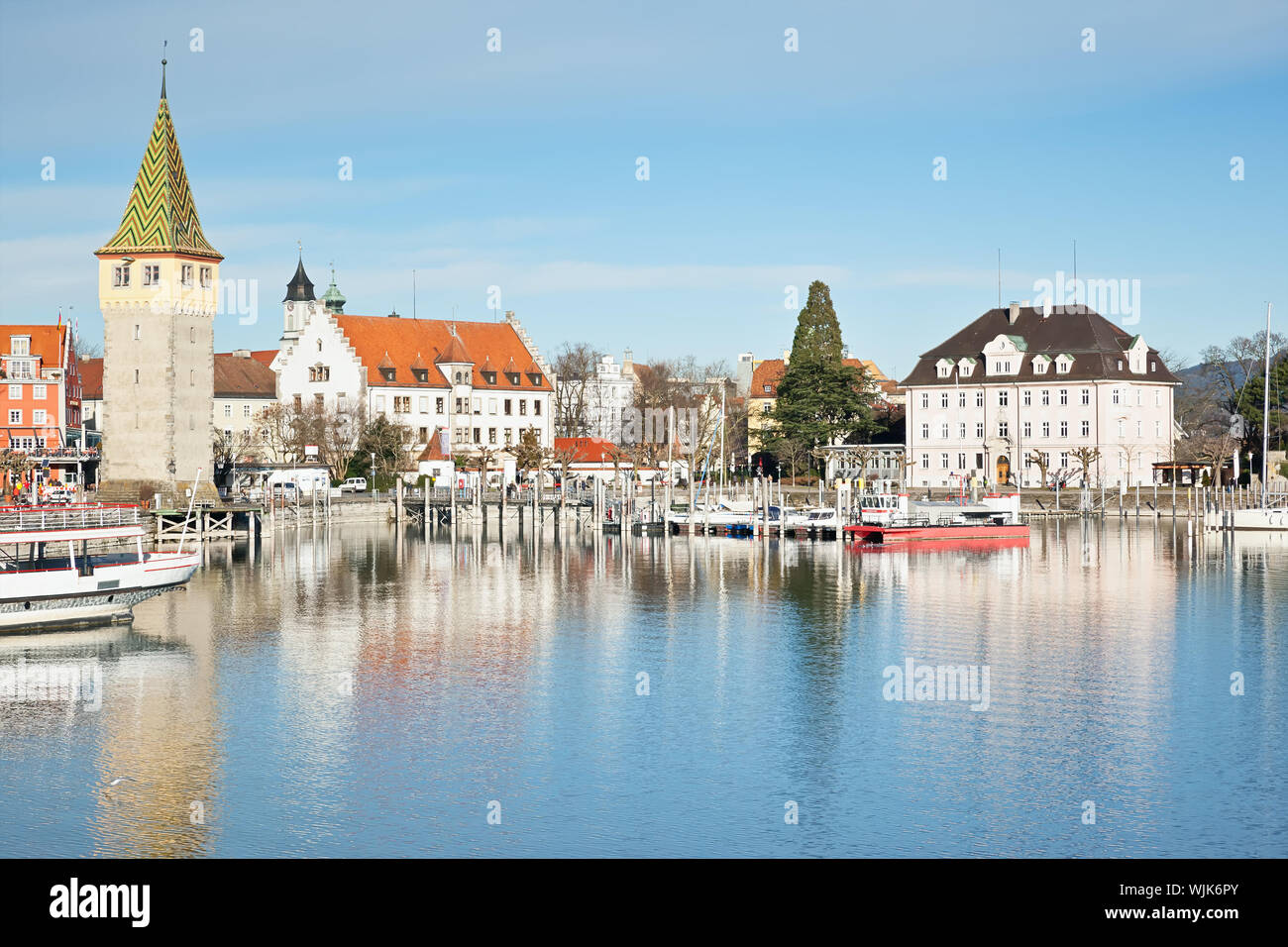 Lindau hafen clock tower -Fotos und -Bildmaterial in hoher Auflösung ...