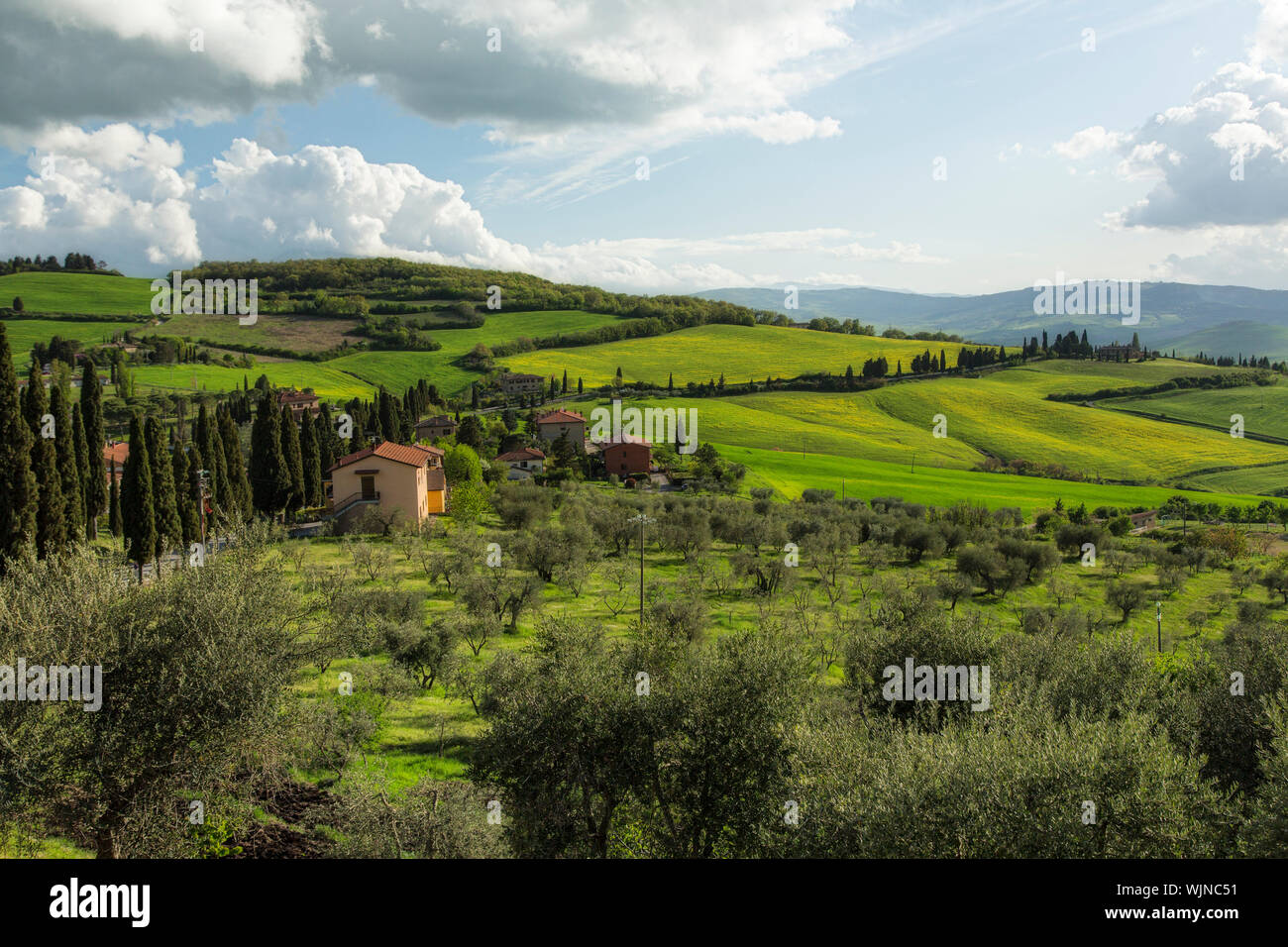 Felder reisen -Fotos und -Bildmaterial in hoher Auflösung – Alamy