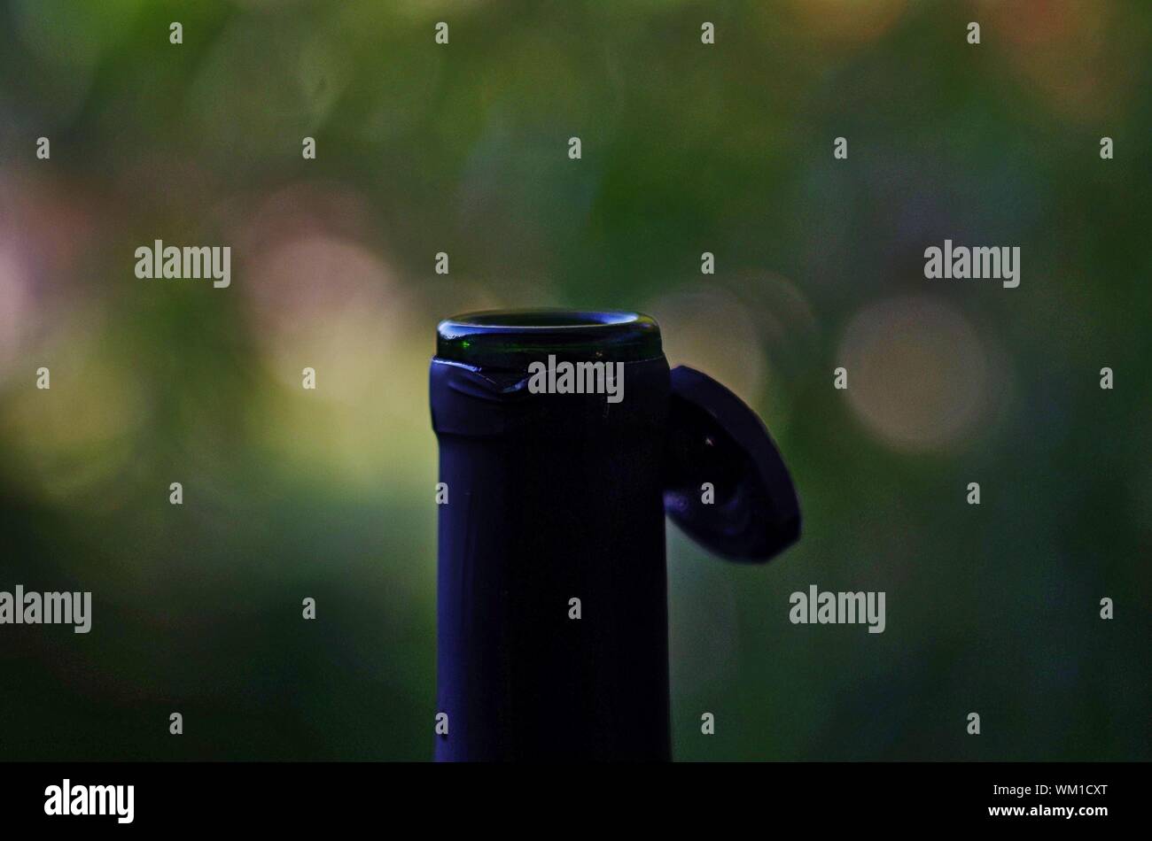 Offener wein -Fotos und -Bildmaterial in hoher Auflösung – Alamy
