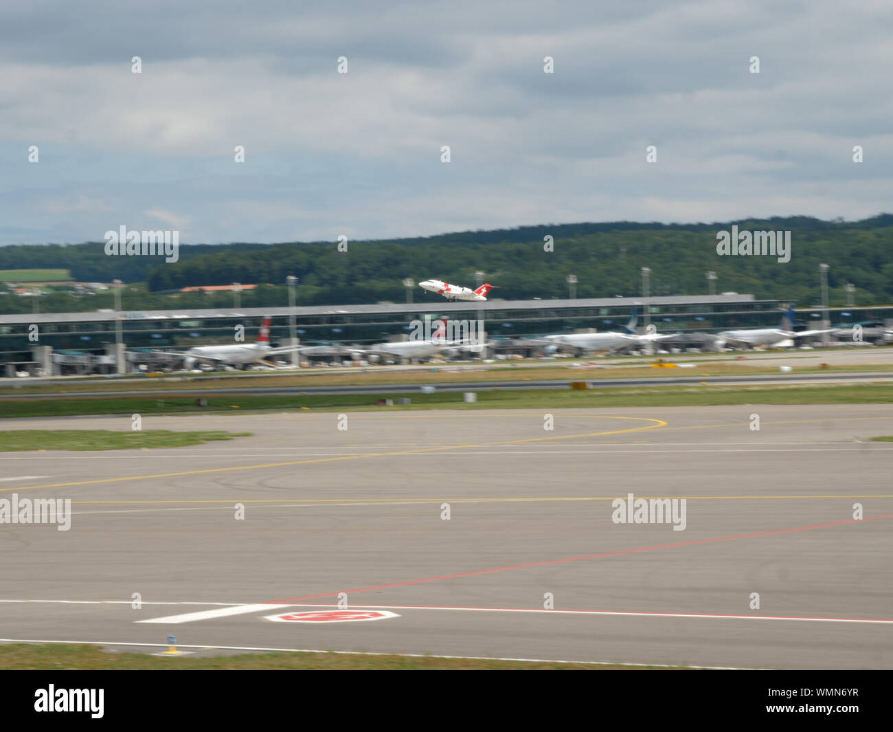 Medivac flugzeuge -Fotos und -Bildmaterial in hoher Auflösung – Alamy