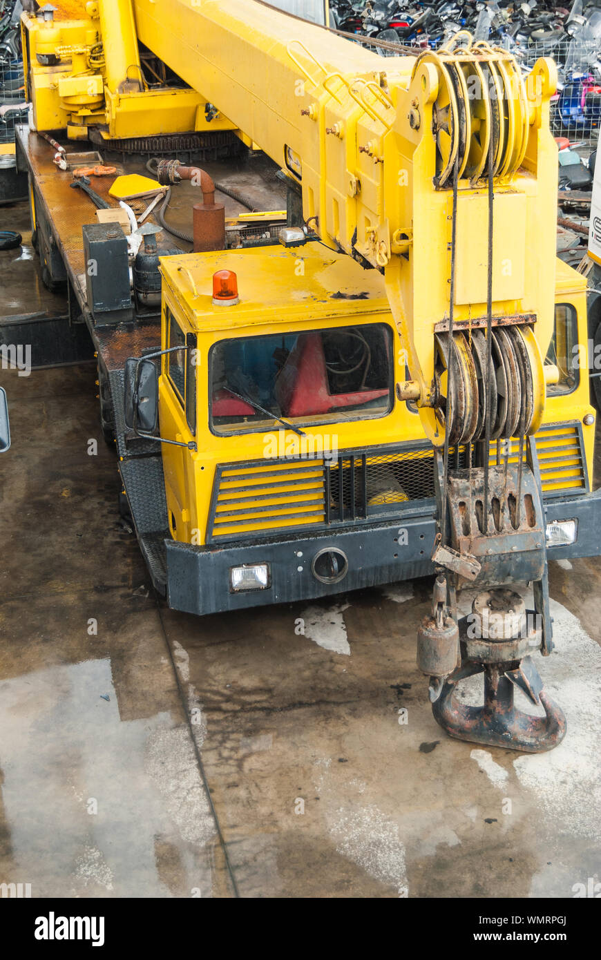 Crane truck truck -Fotos und -Bildmaterial in hoher Auflösung – Alamy
