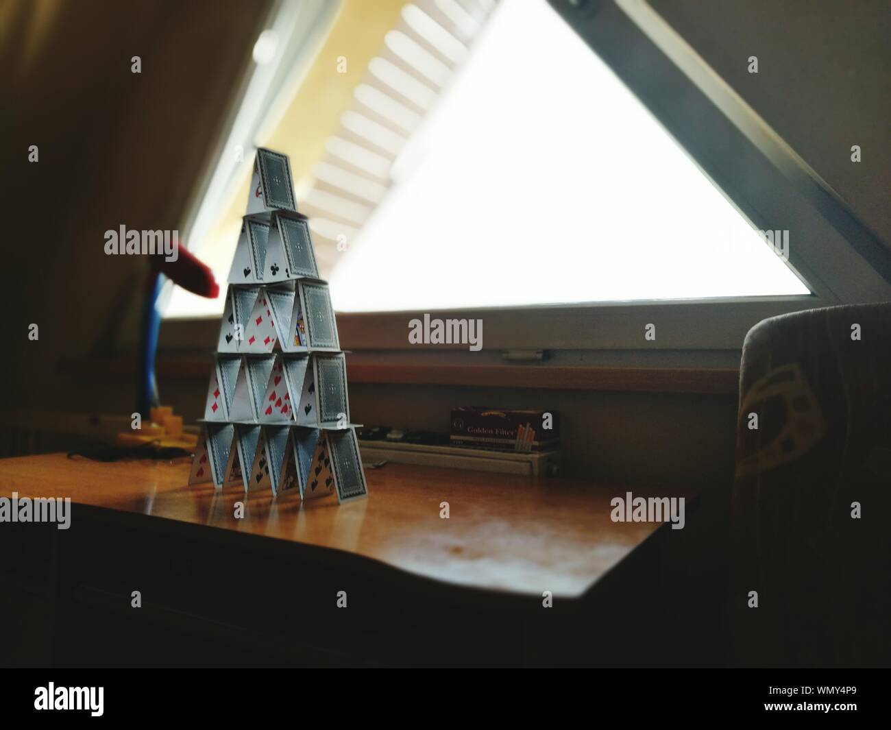 Pyramide Geometrische Form Stockfotos und -bilder Kaufen - Alamy