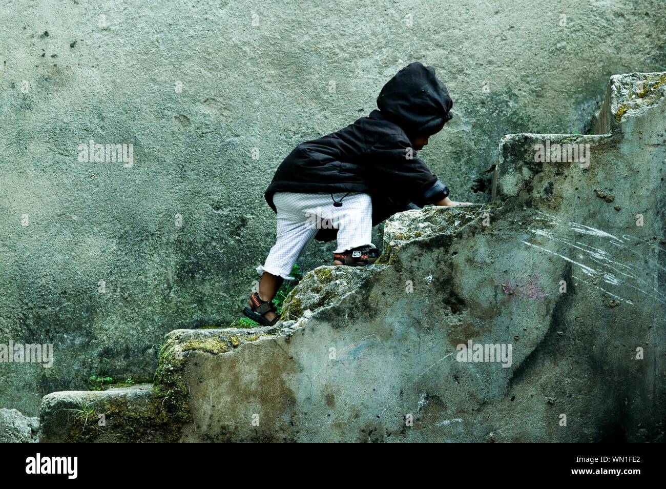 Bewegte treppen -Fotos und -Bildmaterial in hoher Auflösung – Alamy