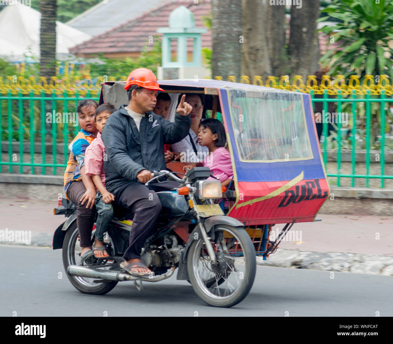 Sumatra rikscha -Fotos und -Bildmaterial in hoher Auflösung – Alamy