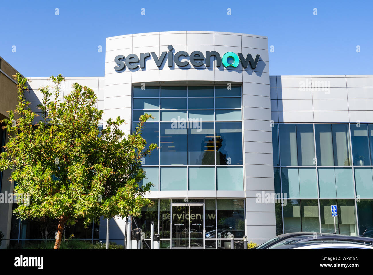 Servicenow logo -Fotos und -Bildmaterial in hoher Auflösung – Alamy