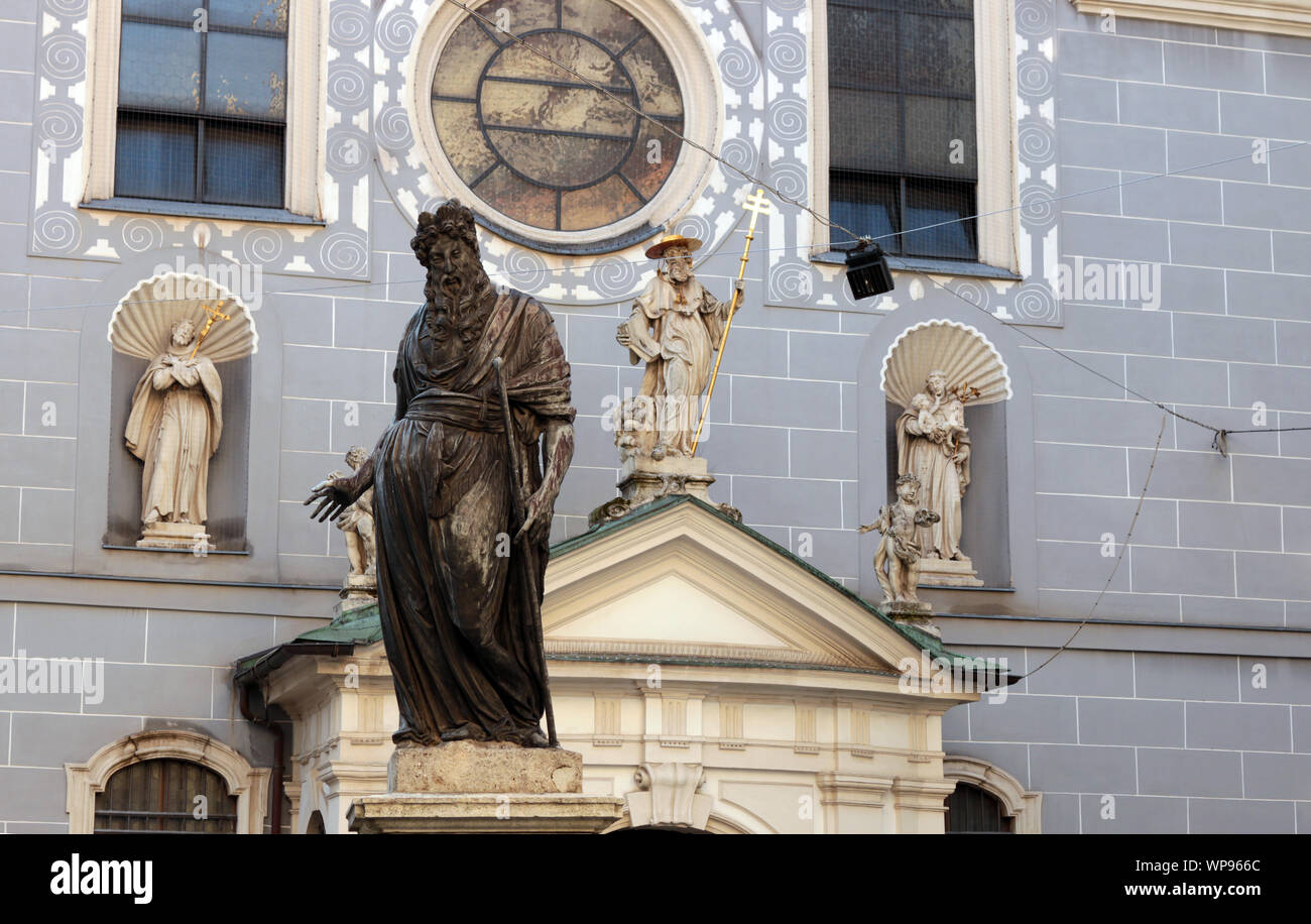 Franziskanerkirche wien -Fotos und -Bildmaterial in hoher Auflösung – Alamy