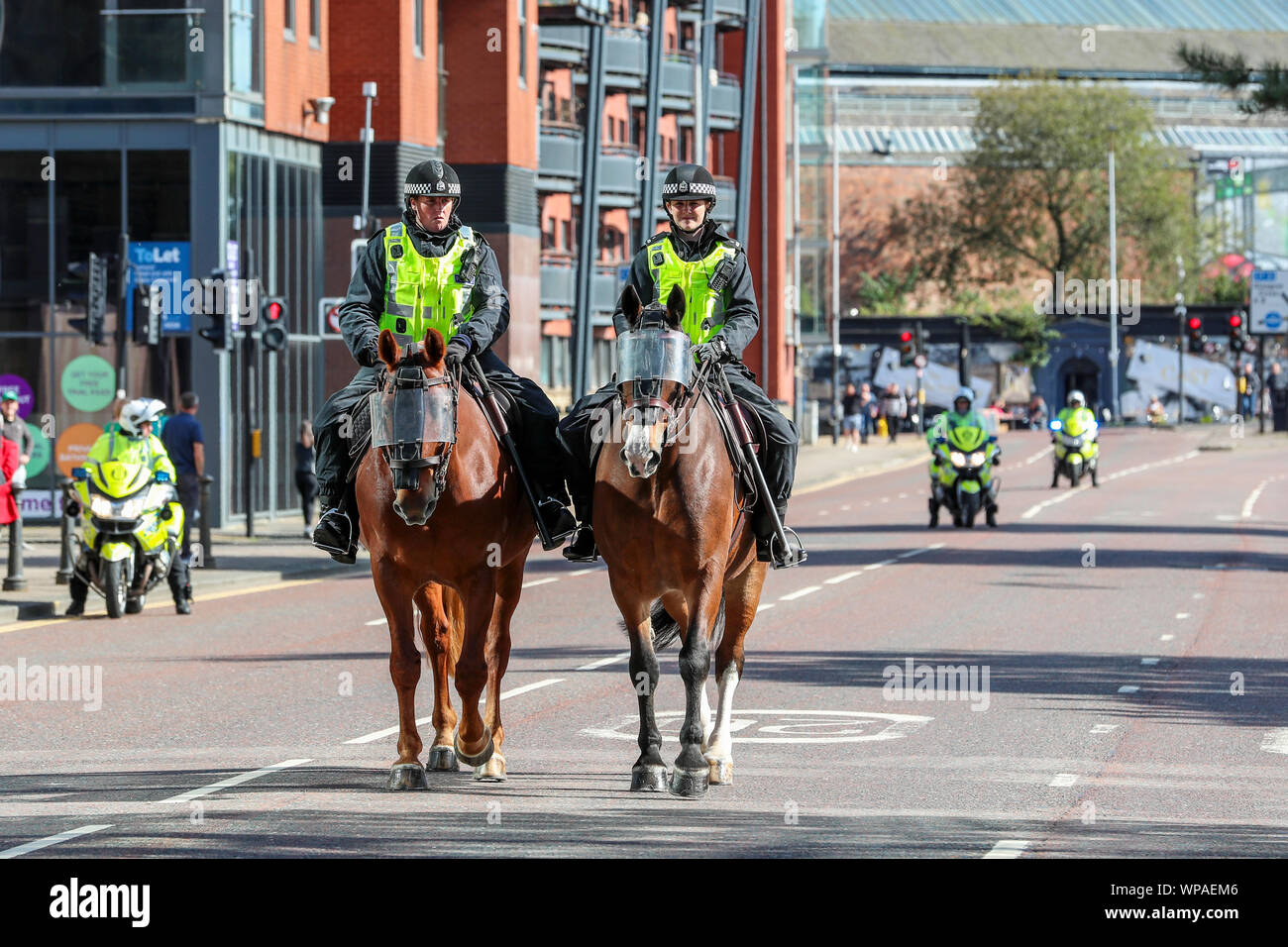Police Women Stockfotos und -bilder Kaufen - Alamy