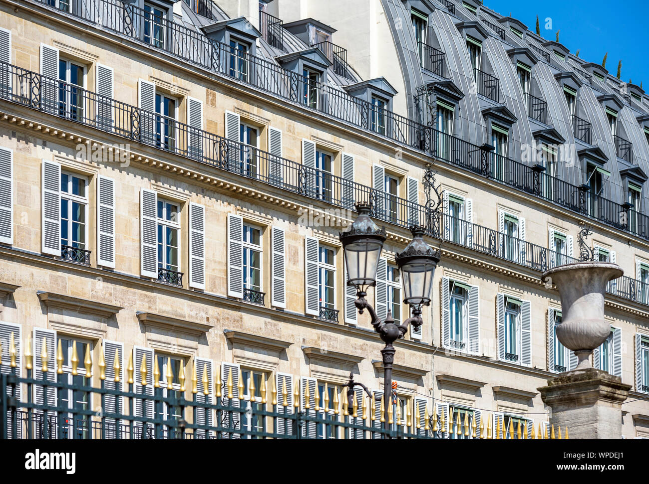 Pariser Montmartre Schornsteine Stockfotos und -bilder Kaufen - Alamy