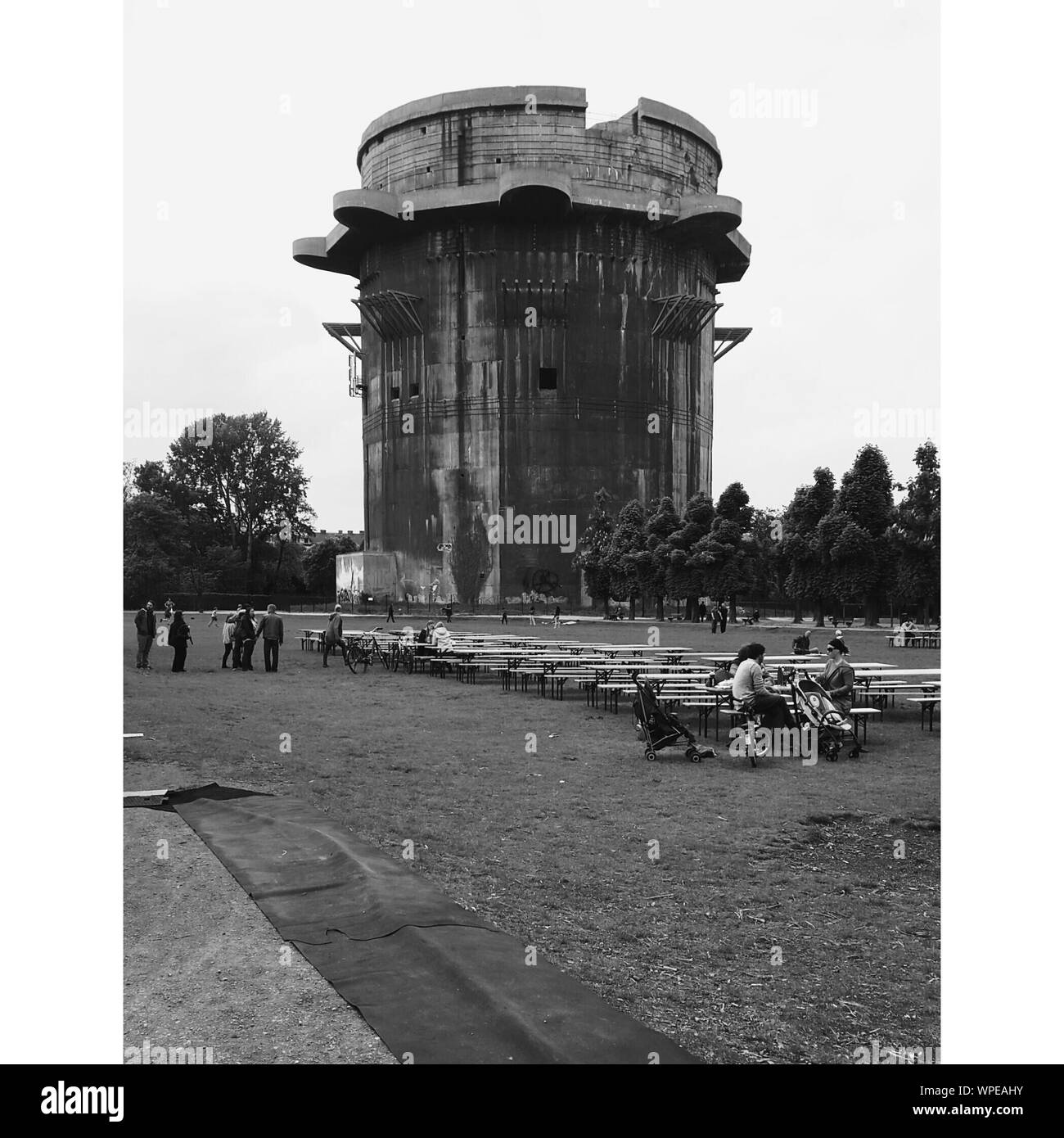 Flakturm vii g -Fotos und -Bildmaterial in hoher Auflösung – Alamy