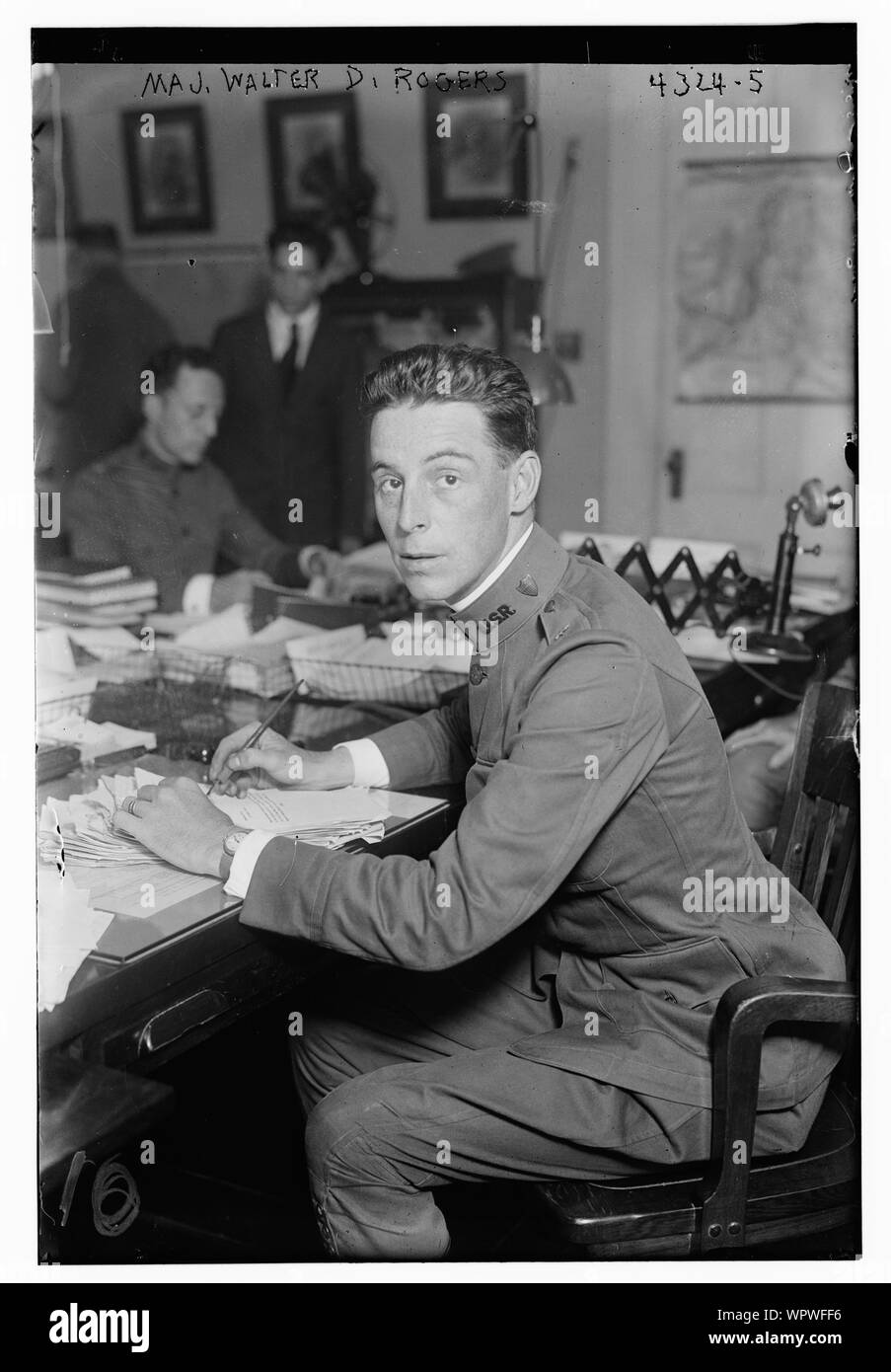 Walter rogers -Fotos und -Bildmaterial in hoher Auflösung – Alamy