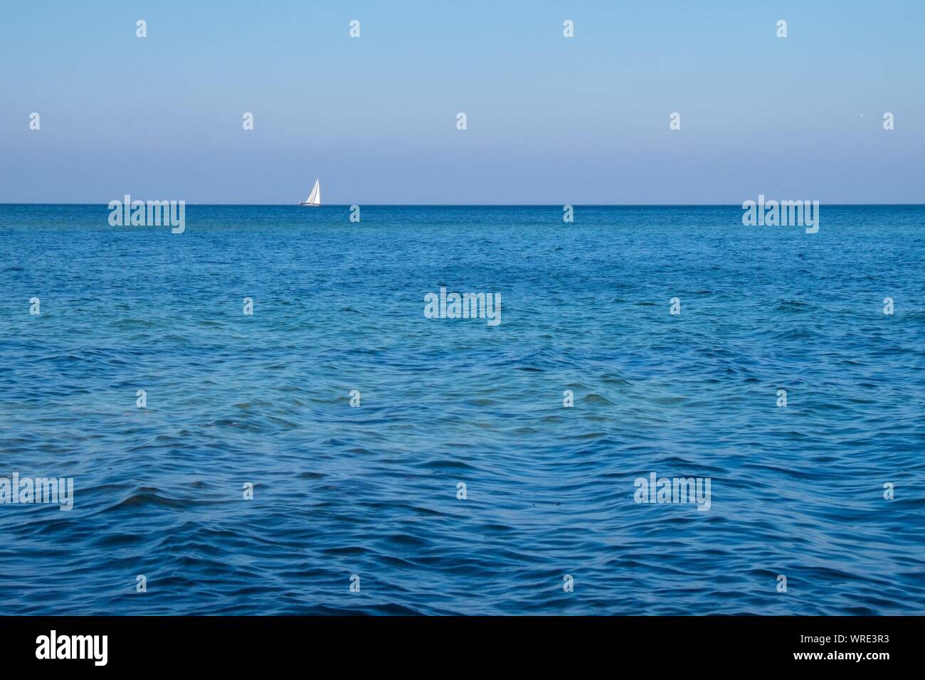 Sea horizont -Fotos und -Bildmaterial in hoher Auflösung – Alamy