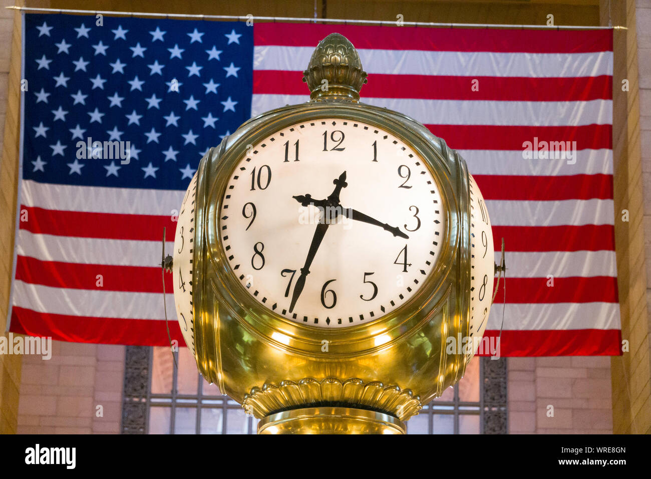 Grand central station messing uhr -Fotos und -Bildmaterial in hoher ...