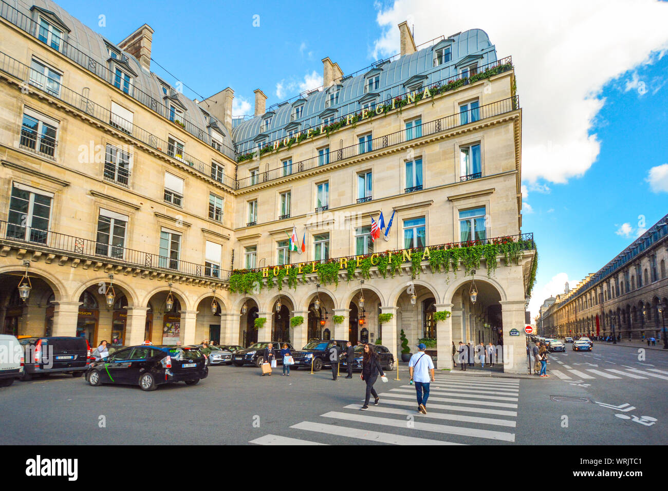 Rue des pyramides paris -Fotos und -Bildmaterial in hoher Auflösung – Alamy