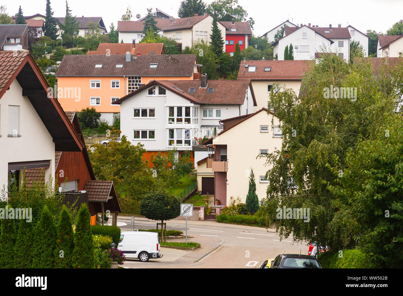 Dorf straße leben deutschland -Fotos und -Bildmaterial in hoher ...