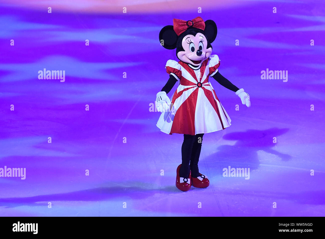 Disney auf eis -Fotos und -Bildmaterial in hoher Auflösung – Alamy